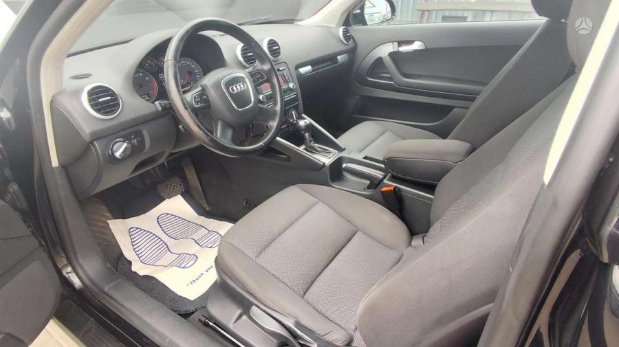 Black Audi A3 2011 in Kaunas, with an engine capacity of 1.20 L and mileage of 229 thousand km for 4450 €, photo 14 on AUTOMOTO.COM.LV