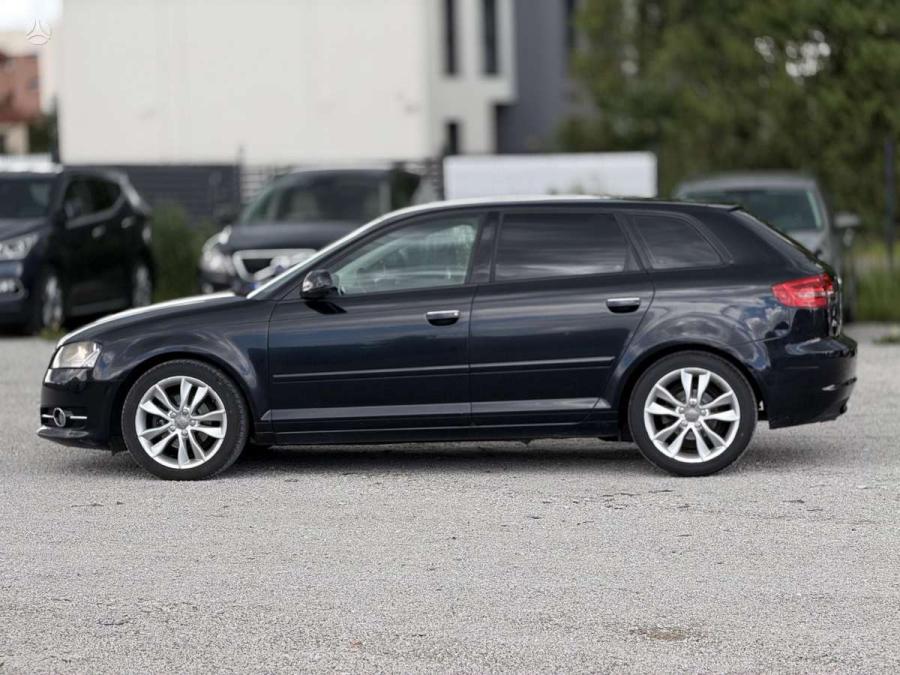 Melns Audi A3 2011 Viļņa, ar dzinēja tilpumu 1.60 L un nobraukumu 304 tūkst. km par 3300 €, foto 22 vietnē AUTOMOTO.COM.LV