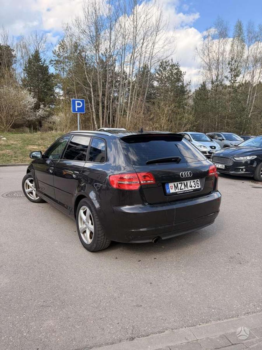 Black Audi A3 2011 in Vilnius, with an engine capacity of 1.60 L and mileage of 240 thousand km for 4000 €, photo 3 on AUTOMOTO.COM.LV