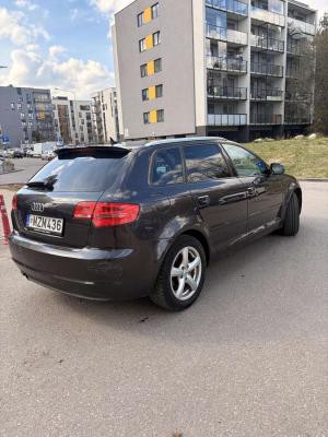 Black Audi A3 2011 in Vilnius, with an engine capacity of 1.60 L and mileage of 240 thousand km for 4000 €, photo 6 on AUTOMOTO.COM.LV