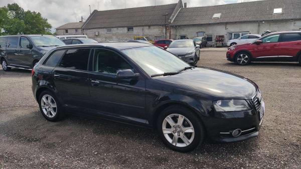 Black Audi A3 2011 in Klaipeda, with an engine capacity of 1.39 L and mileage of 180 thousand km for 4950 €, photo 5 on AUTOMOTO.COM.LV