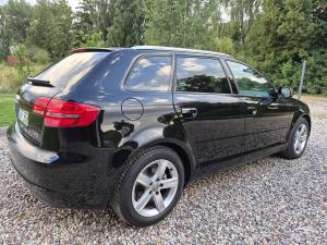 Black Audi A3 2011 in Vilnius, with an engine capacity of 1.60 L and mileage of 296 thousand km for 3950 €, photo 7 on AUTOMOTO.COM.LV