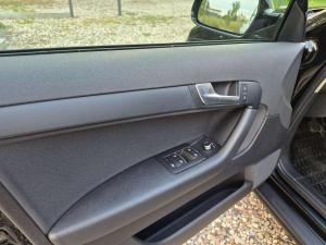Black Audi A3 2011 in Vilnius, with an engine capacity of 1.60 L and mileage of 296 thousand km for 3950 €, photo 15 on AUTOMOTO.COM.LV