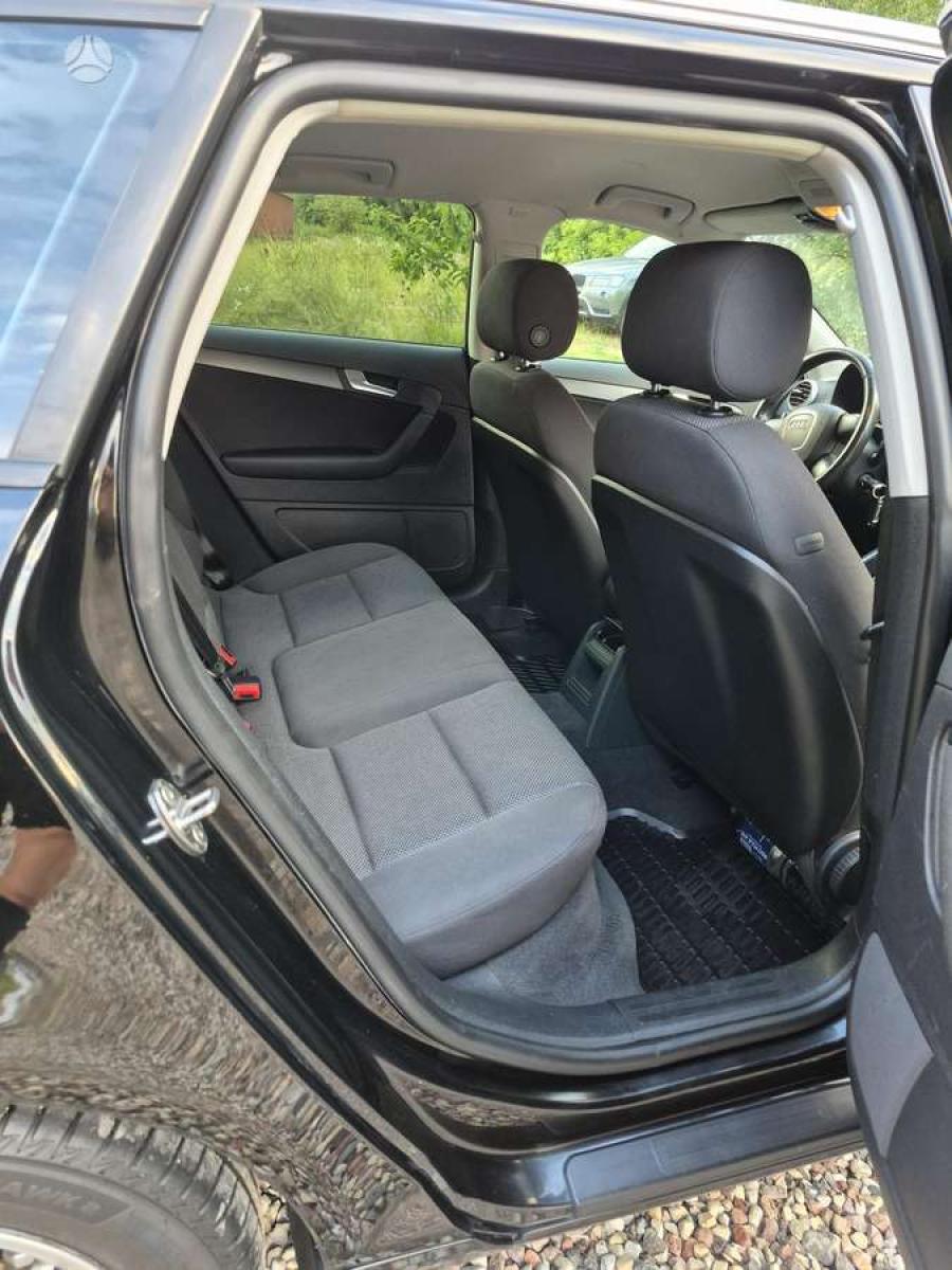 Black Audi A3 2011 in Vilnius, with an engine capacity of 1.60 L and mileage of 296 thousand km for 3950 €, photo 18 on AUTOMOTO.COM.LV