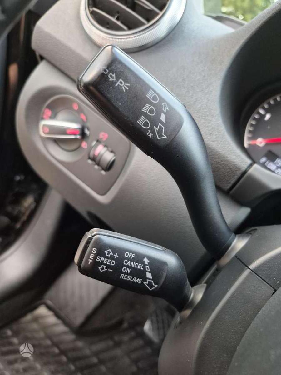 Black Audi A3 2011 in Vilnius, with an engine capacity of 1.60 L and mileage of 296 thousand km for 3950 €, photo 21 on AUTOMOTO.COM.LV