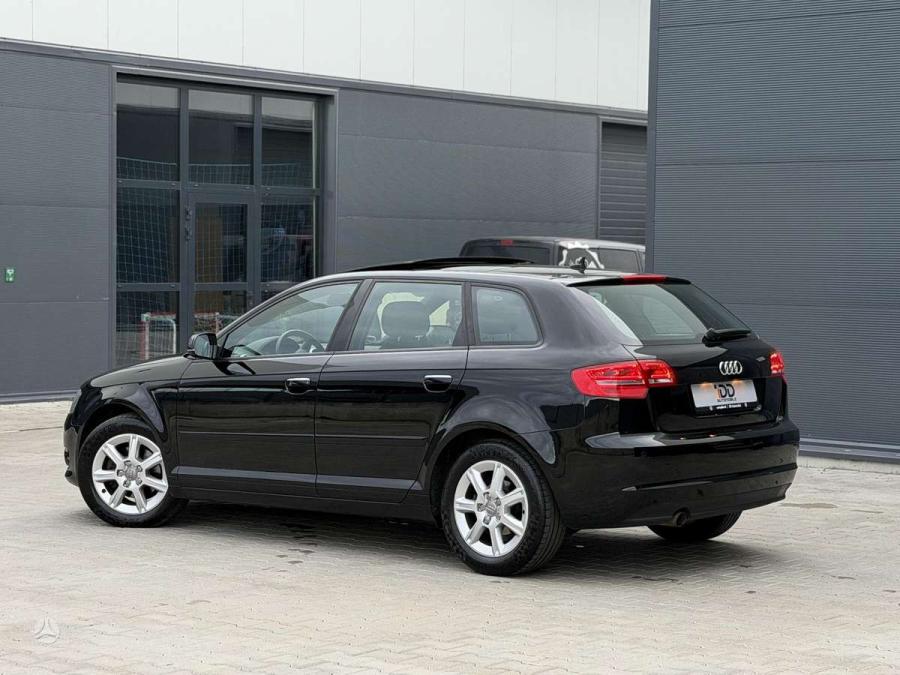 Black Audi A3 2011 in Kaunas, with an engine capacity of 1.97 L and mileage of 265 thousand km for 5790 €, photo 4 on AUTOMOTO.COM.LV