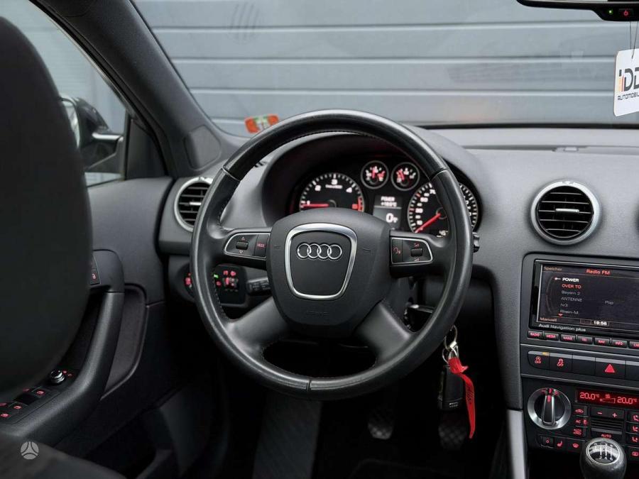 Black Audi A3 2011 in Kaunas, with an engine capacity of 1.97 L and mileage of 265 thousand km for 5790 €, photo 20 on AUTOMOTO.COM.LV
