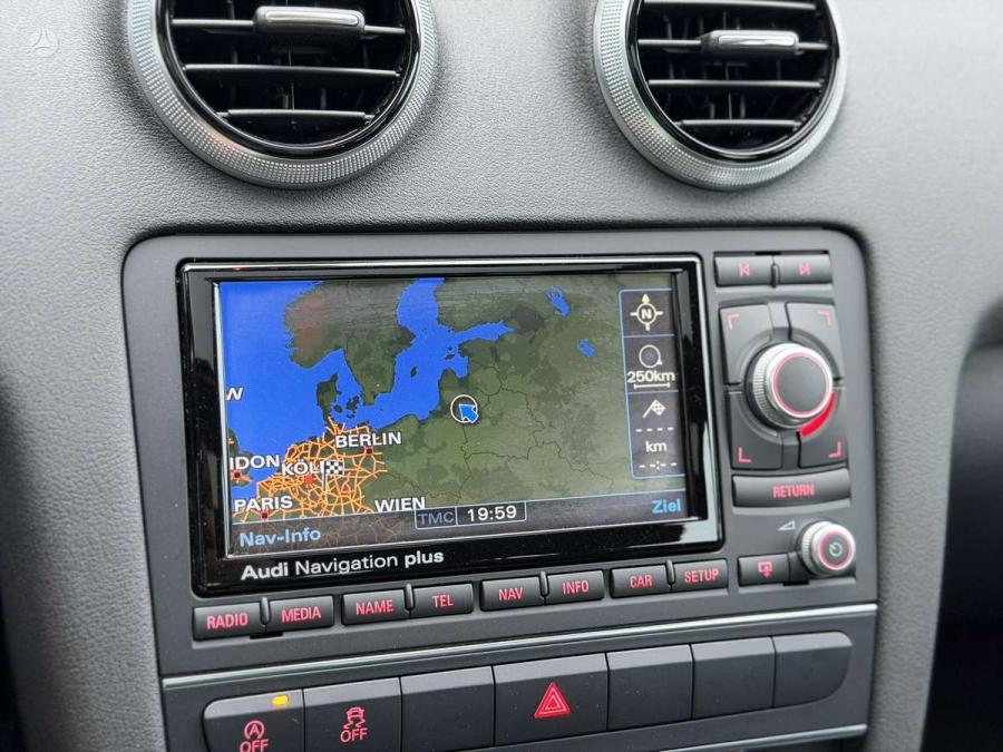 Black Audi A3 2011 in Kaunas, with an engine capacity of 1.97 L and mileage of 265 thousand km for 5790 €, photo 29 on AUTOMOTO.COM.LV