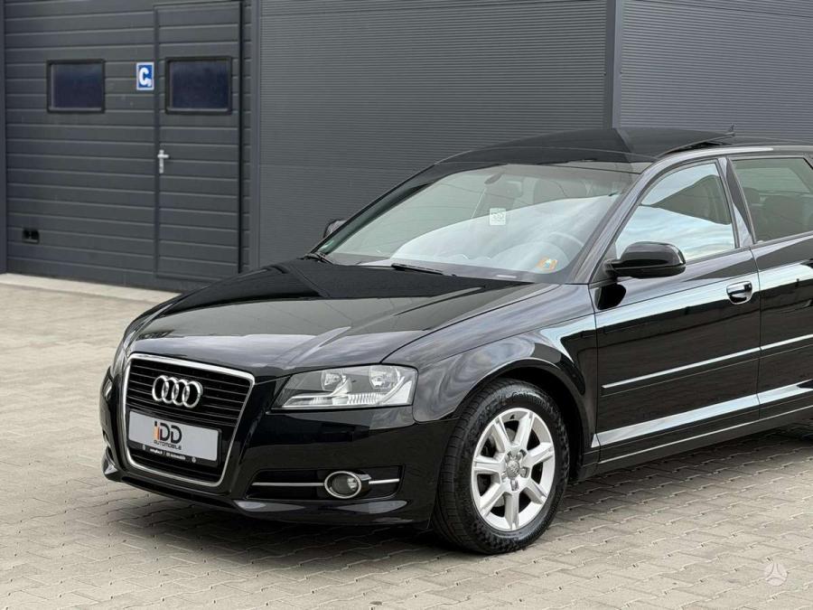 Black Audi A3 2011 in Kaunas, with an engine capacity of 1.97 L and mileage of 265 thousand km for 5790 €, photo 40 on AUTOMOTO.COM.LV
