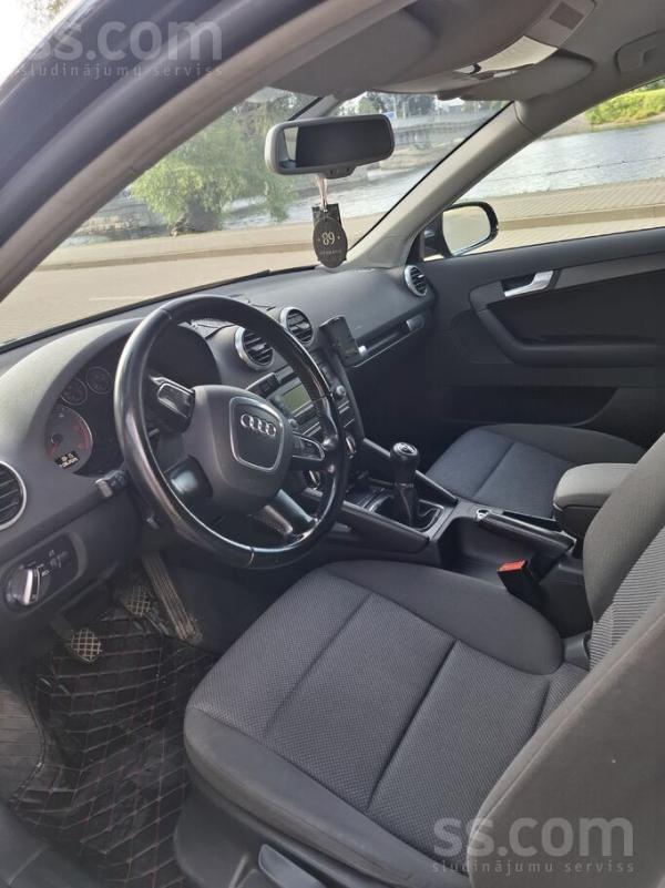 Black Audi A3 2011 in Liepaja, with an engine capacity of 1.60 L and mileage of 263 thousand km for 4500 €, photo 7 on AUTOMOTO.COM.LV