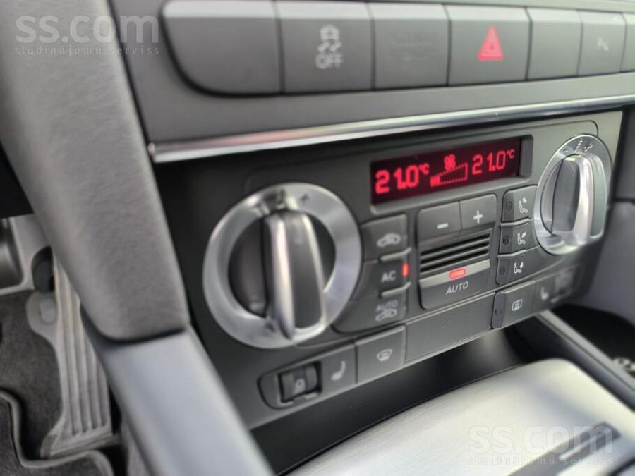 Black Audi A3 2011 in Riga, with an engine capacity of 1.80 L and mileage of 146 thousand km for 4999 €, photo 4 on AUTOMOTO.COM.LV