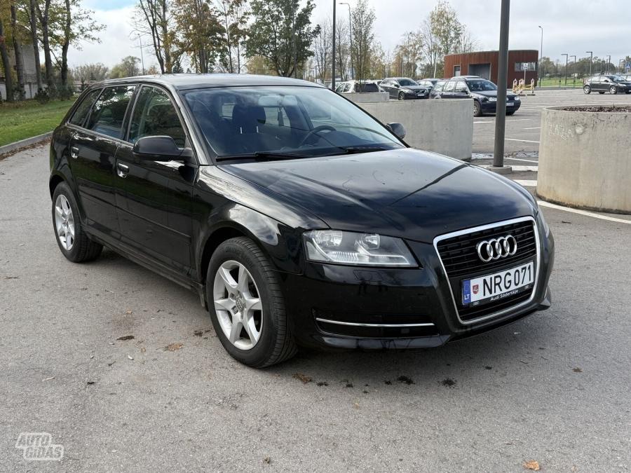 Black Audi A3 2011 in Ukmerge, with an engine capacity of 1.60 L and mileage of 216 thousand km for 3200 €, photo 3 on AUTOMOTO.COM.LV