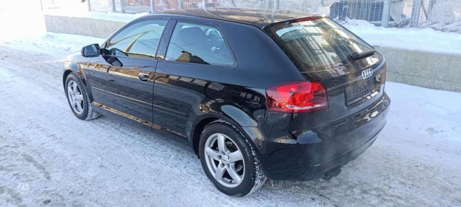 Melns Audi A3 2012 Kauņa, ar dzinēja tilpumu 1.80 L un nobraukumu 242 tūkst. km par 4500 €, foto 3 vietnē AUTOMOTO.COM.LV