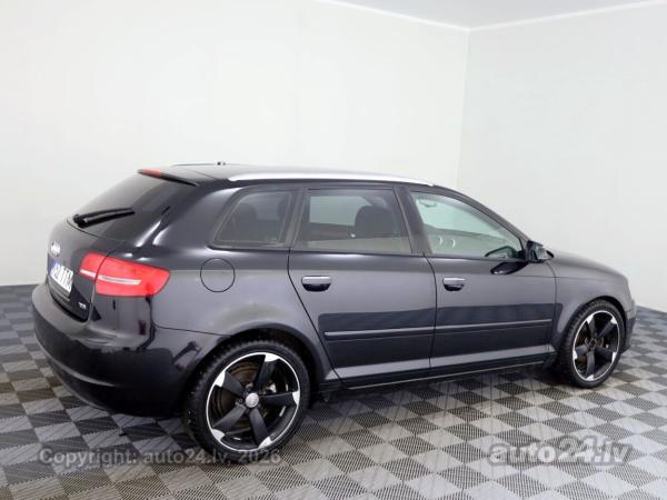 Black Audi A3 2012 in Tallinn, with an engine capacity of 1.60 L and mileage of 268 thousand km for 3999 €, photo 3 on AUTOMOTO.COM.LV