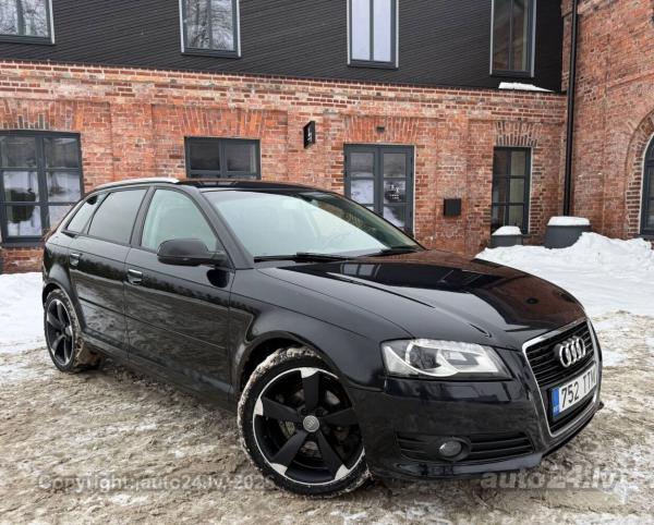 Melns Audi A3 2012 Tallina, ar dzinēja tilpumu 1.60 L un nobraukumu 268 tūkst. km par 5600 €, foto 7 vietnē AUTOMOTO.COM.LV