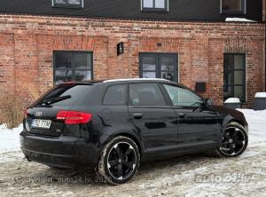 Melns Audi A3 2012 Tallina, ar dzinēja tilpumu 1.60 L un nobraukumu 268 tūkst. km par 5600 €, foto 16 vietnē AUTOMOTO.COM.LV