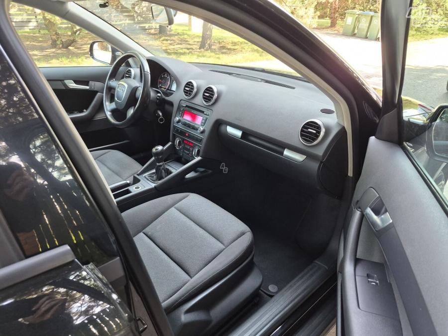 Black Audi A3 2012 in Kaunas, with an engine capacity of 1.60 L and mileage of 304 thousand km for 3850 €, photo 14 on AUTOMOTO.COM.LV