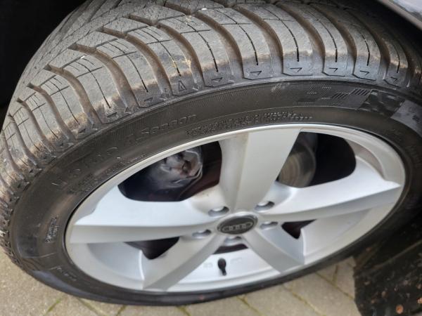 Black Audi A3 2012 in Riga, with an engine capacity of 1.40 L and mileage of 183 thousand km for 6890 €, photo 3 on AUTOMOTO.COM.LV