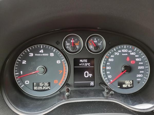 Black Audi A3 2012 in Riga, with an engine capacity of 1.40 L and mileage of 183 thousand km for 6890 €, photo 8 on AUTOMOTO.COM.LV