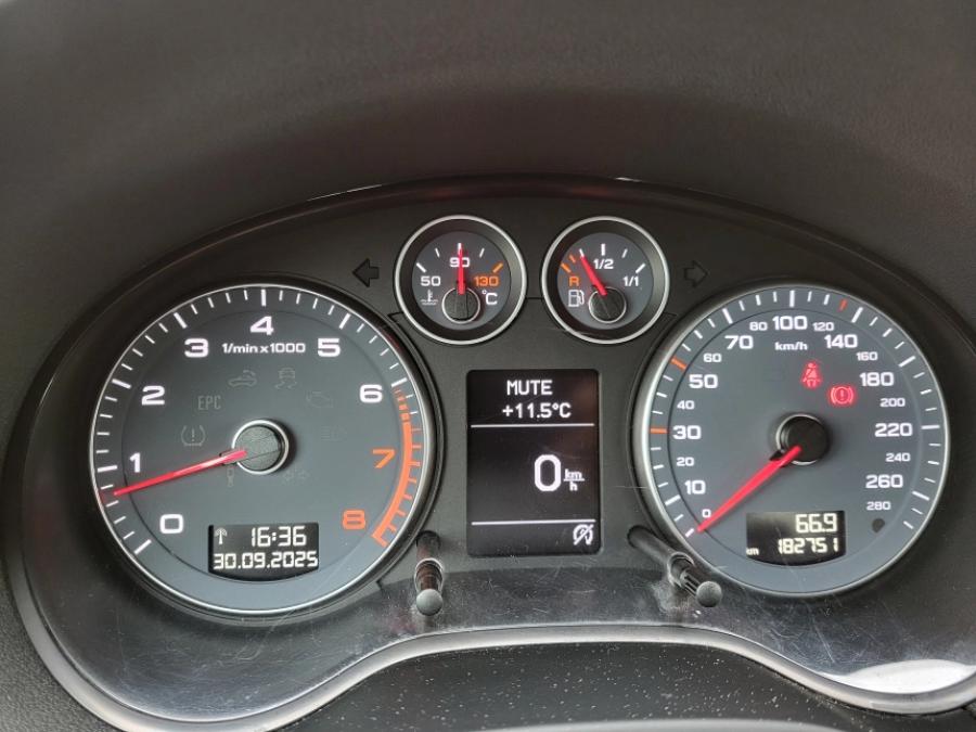 Melns Audi A3 2012 Rīga, ar dzinēja tilpumu 1.40 L un nobraukumu 183 tūkst. km par 6890 €, foto 9 vietnē AUTOMOTO.COM.LV