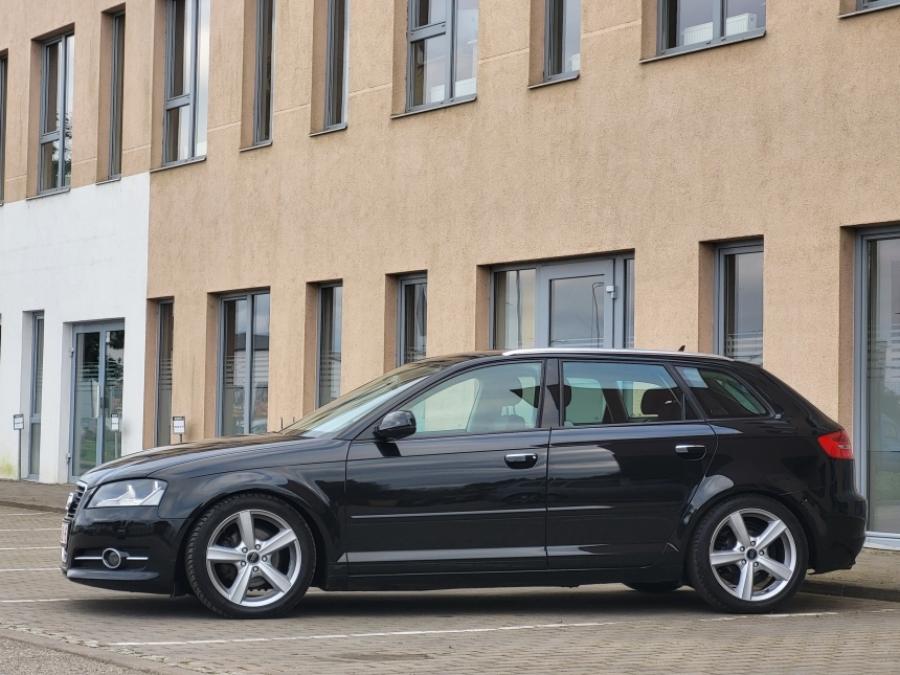 Melns Audi A3 2012 Rīga, ar dzinēja tilpumu 1.40 L un nobraukumu 183 tūkst. km par 6890 €, foto 25 vietnē AUTOMOTO.COM.LV