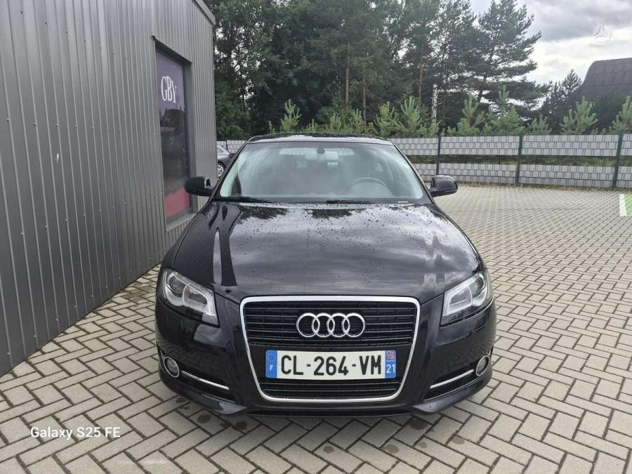 Black Audi A3 2012 in Taurage, with an engine capacity of 1.60 L and mileage of 247 thousand km for 4200 €, photo 3 on AUTOMOTO.COM.LV