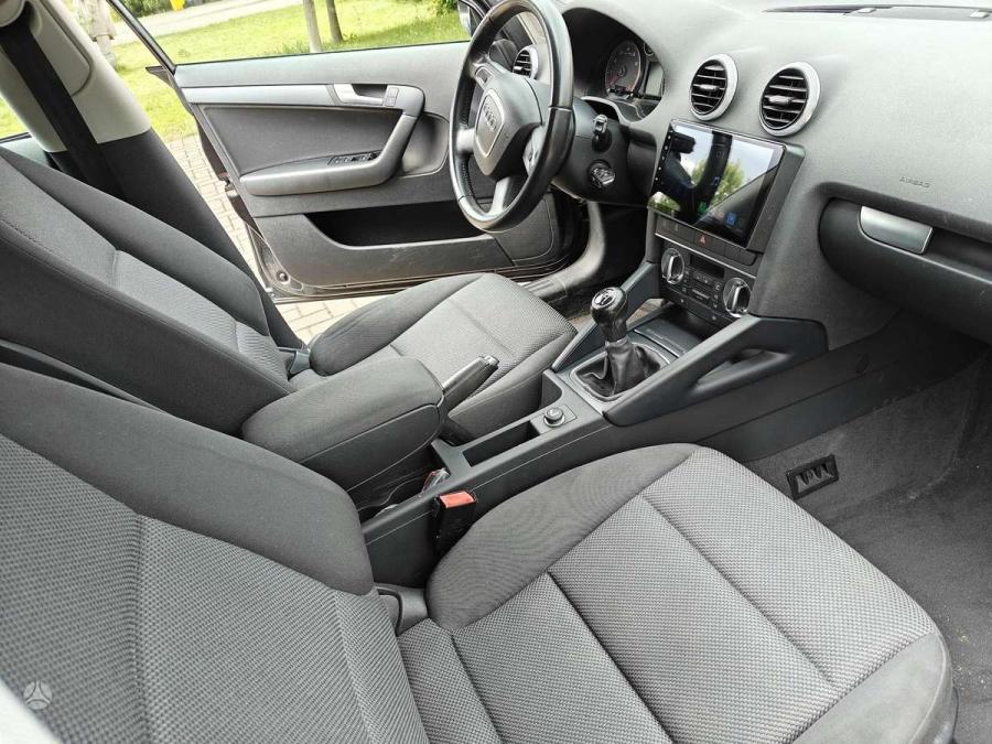 Melns Audi A3 2012 Viļņa, ar dzinēja tilpumu 1.20 L un nobraukumu 222 tūkst. km par 3900 €, foto 4 vietnē AUTOMOTO.COM.LV