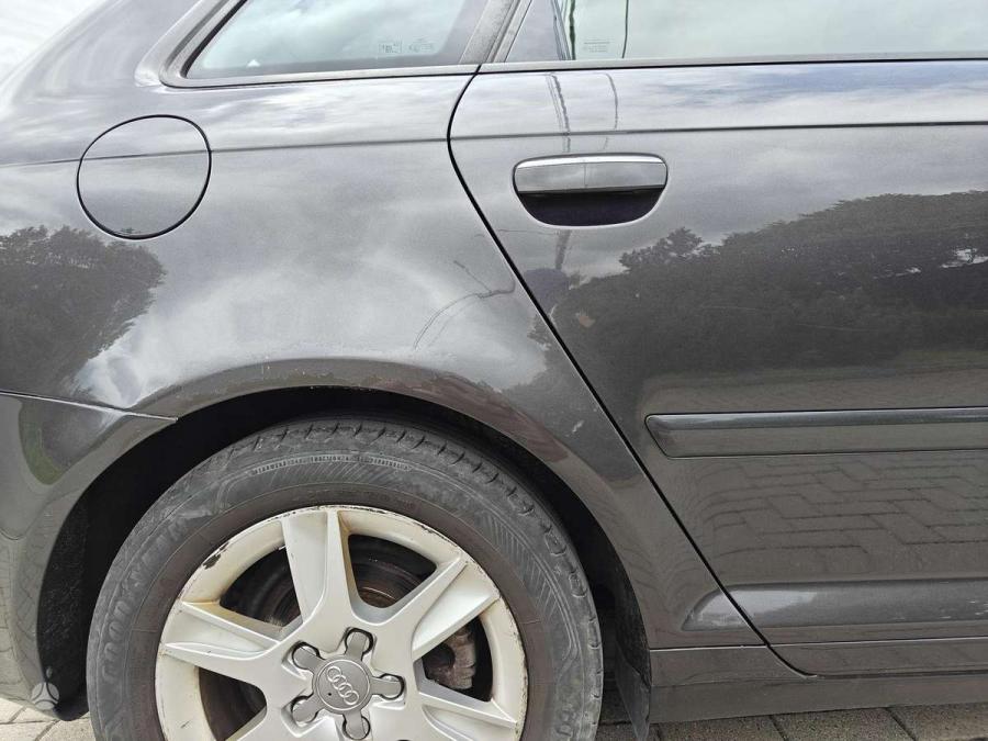 Melns Audi A3 2012 Viļņa, ar dzinēja tilpumu 1.20 L un nobraukumu 222 tūkst. km par 3900 €, foto 7 vietnē AUTOMOTO.COM.LV
