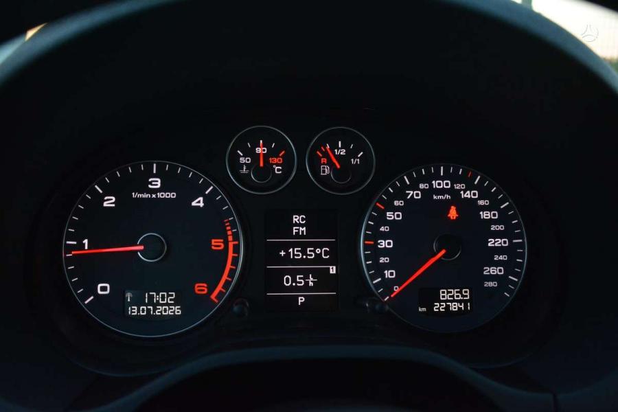 Black Audi A3 2012 in Klaipeda, with an engine capacity of 1.97 L and mileage of 220 thousand km for 6850 €, photo 18 on AUTOMOTO.COM.LV
