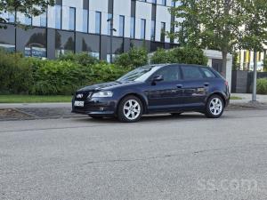 Black Audi A3 2012 in Riga, with an engine capacity of 1.60 L and mileage of 185 thousand km for 6000 €, photo 5 on AUTOMOTO.COM.LV