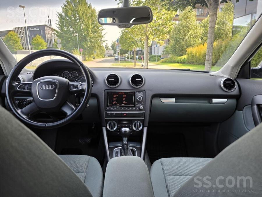 Black Audi A3 2012 in Riga, with an engine capacity of 1.60 L and mileage of 185 thousand km for 6000 €, photo 10 on AUTOMOTO.COM.LV
