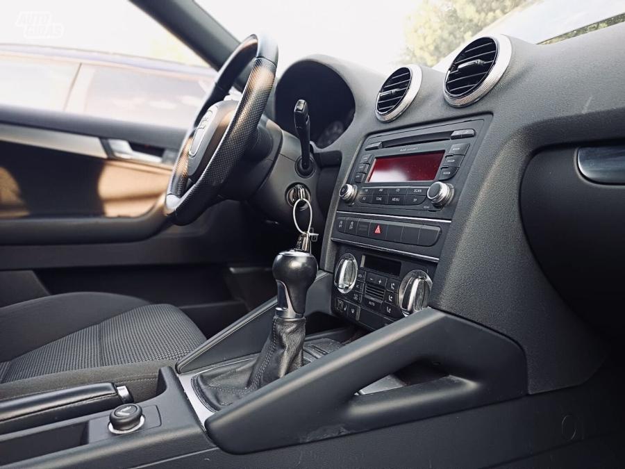 Black Audi A3 2012 in Utena, with an engine capacity of 2.00 L and mileage of 116 thousand km for 5650 €, photo 5 on AUTOMOTO.COM.LV