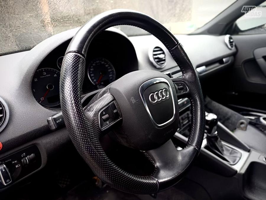 Black Audi A3 2012 in Utena, with an engine capacity of 2.00 L and mileage of 116 thousand km for 5650 €, photo 25 on AUTOMOTO.COM.LV
