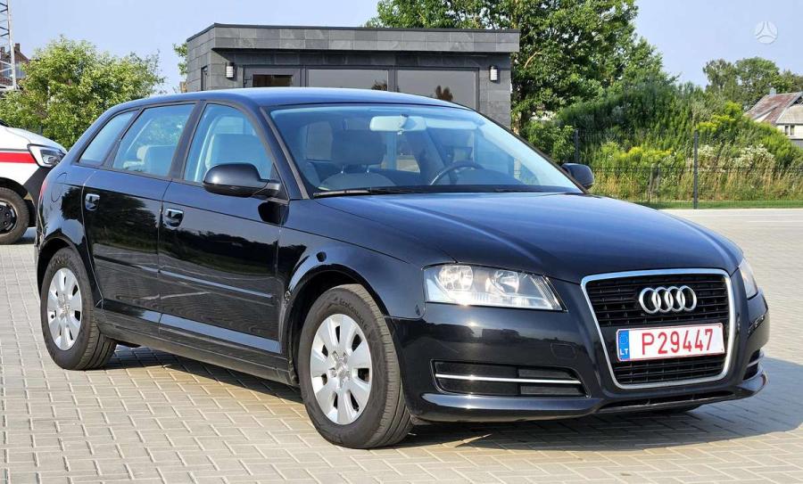 Black Audi A3 2012 in Taurage, with an engine capacity of 1.60 L and mileage of 288 thousand km for 4400 €, photo 4 on AUTOMOTO.COM.LV