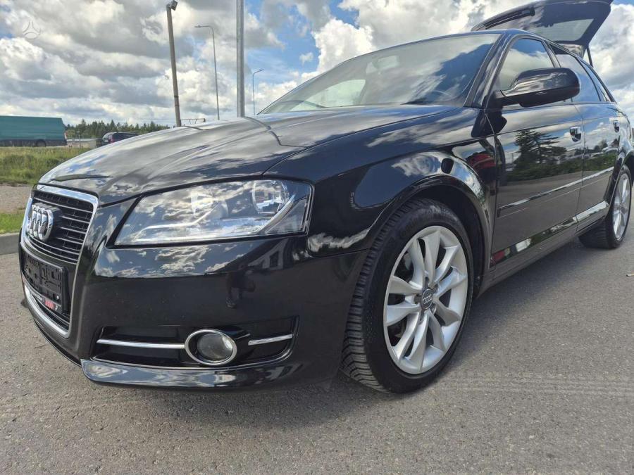 Black Audi A3 2012 in Utena, with an engine capacity of 2.00 L and mileage of 251 thousand km for 6450 €, photo 4 on AUTOMOTO.COM.LV