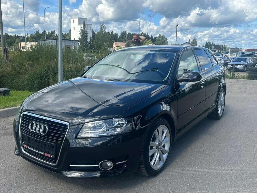 Black Audi A3 2012 in Utena, with an engine capacity of 2.00 L and mileage of 251 thousand km for 6450 €, photo 15 on AUTOMOTO.COM.LV