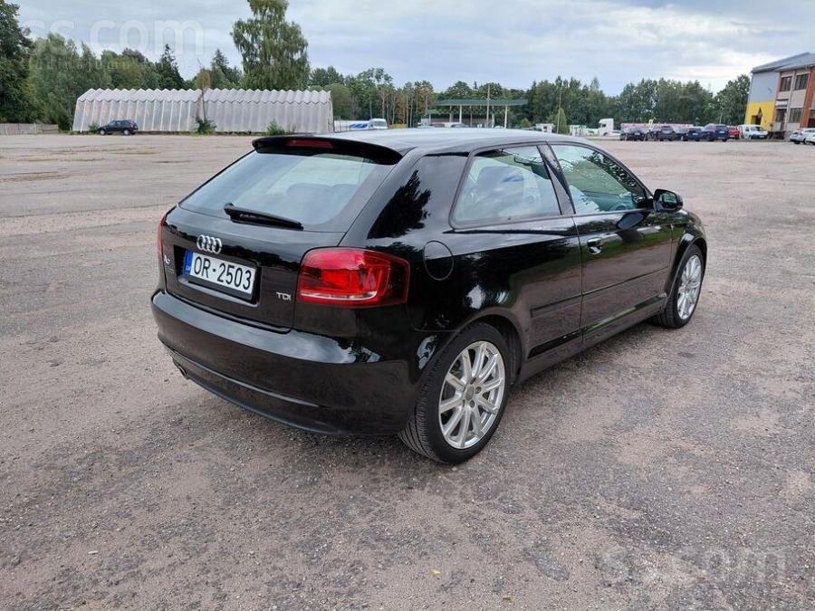 Melns Audi A3 2012 Talsi, ar dzinēja tilpumu 1.60 L un nobraukumu 248 tūkst. km par 5700 €, foto 5 vietnē AUTOMOTO.COM.LV