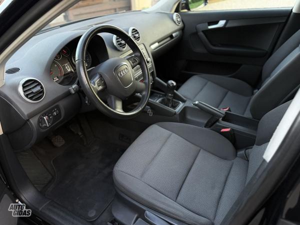 Audi A3 2012 in Kretinga on AUTOMOTO.COM.LV Black Audi A3 2012 in Kretinga, with an engine capacity of 1.20 L and mileage of 193 thousand km for 5650 €, photo 9 on AUTOMOTO.COM.LV