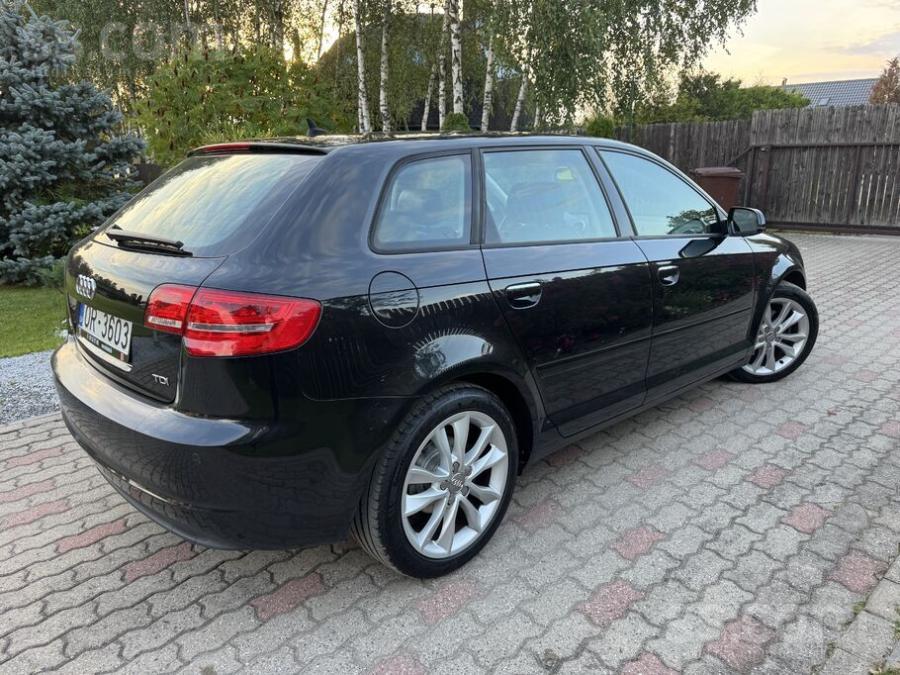 Melns Audi A3 2012 Ogre, ar dzinēja tilpumu 2.00 L un nobraukumu 250 tūkst. km par 6500 €, foto 13 vietnē AUTOMOTO.COM.LV