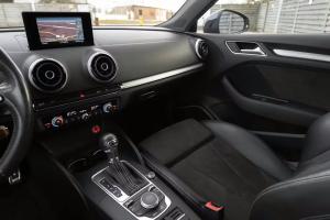 Black Audi A3 2013 in Jelgava, with an engine capacity of 2.00 L and mileage of 284 thousand km for 11900 €, photo 14 on AUTOMOTO.COM.LV