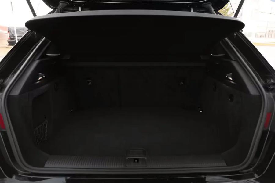 Black Audi A3 2013 in Jelgava, with an engine capacity of 2.00 L and mileage of 284 thousand km for 11900 €, photo 23 on AUTOMOTO.COM.LV