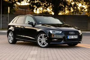 Black Audi A3 2013 in Jelgava, with an engine capacity of 2.00 L and mileage of 240 thousand km for 10990 €, photo 3 on AUTOMOTO.COM.LV