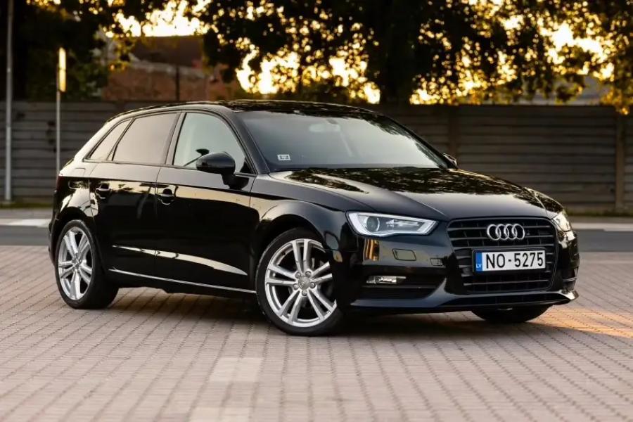 Black Audi A3 2013 in Jelgava, with an engine capacity of 2.00 L and mileage of 240 thousand km for 10990 €, photo 3 on AUTOMOTO.COM.LV