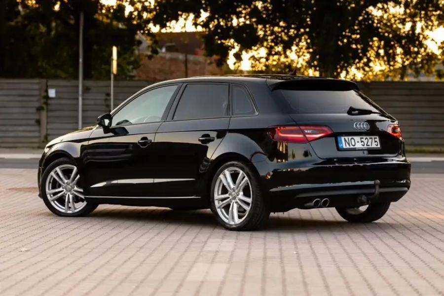 Black Audi A3 2013 in Jelgava, with an engine capacity of 2.00 L and mileage of 240 thousand km for 10990 €, photo 7 on AUTOMOTO.COM.LV