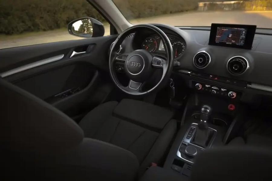 Black Audi A3 2013 in Jelgava, with an engine capacity of 2.00 L and mileage of 240 thousand km for 10990 €, photo 8 on AUTOMOTO.COM.LV