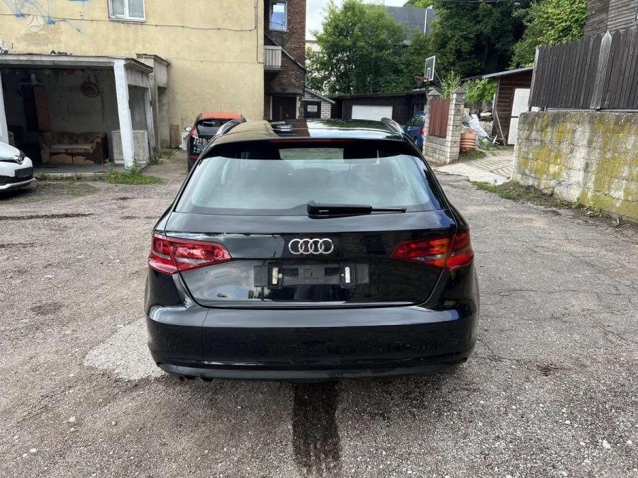 Black Audi A3 2013 in Kaunas, with an engine capacity of 1.39 L and mileage of 113 thousand km for 8200 €, photo 5 on AUTOMOTO.COM.LV