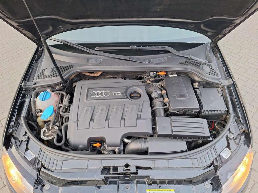 Melns Audi A3 2013 Vilkaviškis, ar dzinēja tilpumu 1.60 L un nobraukumu 270 tūkst. km par 4100 €, foto 17 vietnē AUTOMOTO.COM.LV