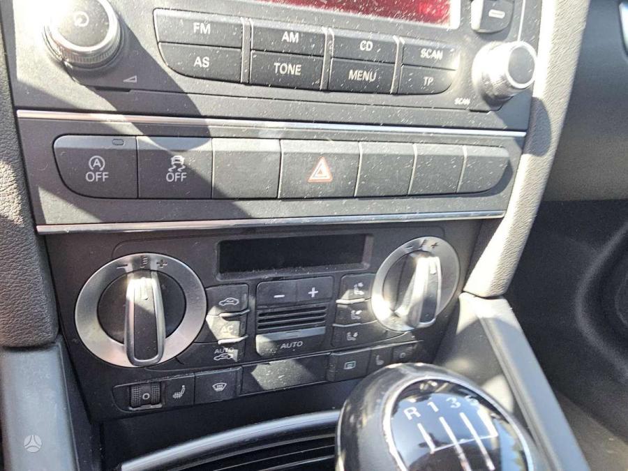 Black Audi A3 2013 in Ukmerge, with an engine capacity of 1.60 L and mileage of 280 thousand km for 3700 €, photo 18 on AUTOMOTO.COM.LV