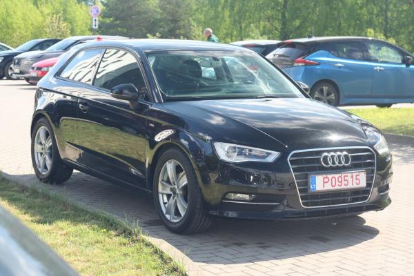 Black Audi A3 2014 in Kaunas, with an engine capacity of 1.60 L and mileage of 150 thousand km for 9200 €, photo 3 on AUTOMOTO.COM.LV