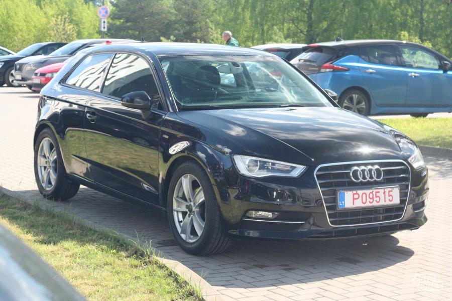 Черный Ауди А3 2014 в Каунас, объемом двигателя 1.60 л и пробегом 150 тыс. км за 9200 €, фото 4 на AUTOMOTO.COM.LV